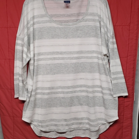 Basic Editions | Tops | Basic Editions Shirt | Poshmark